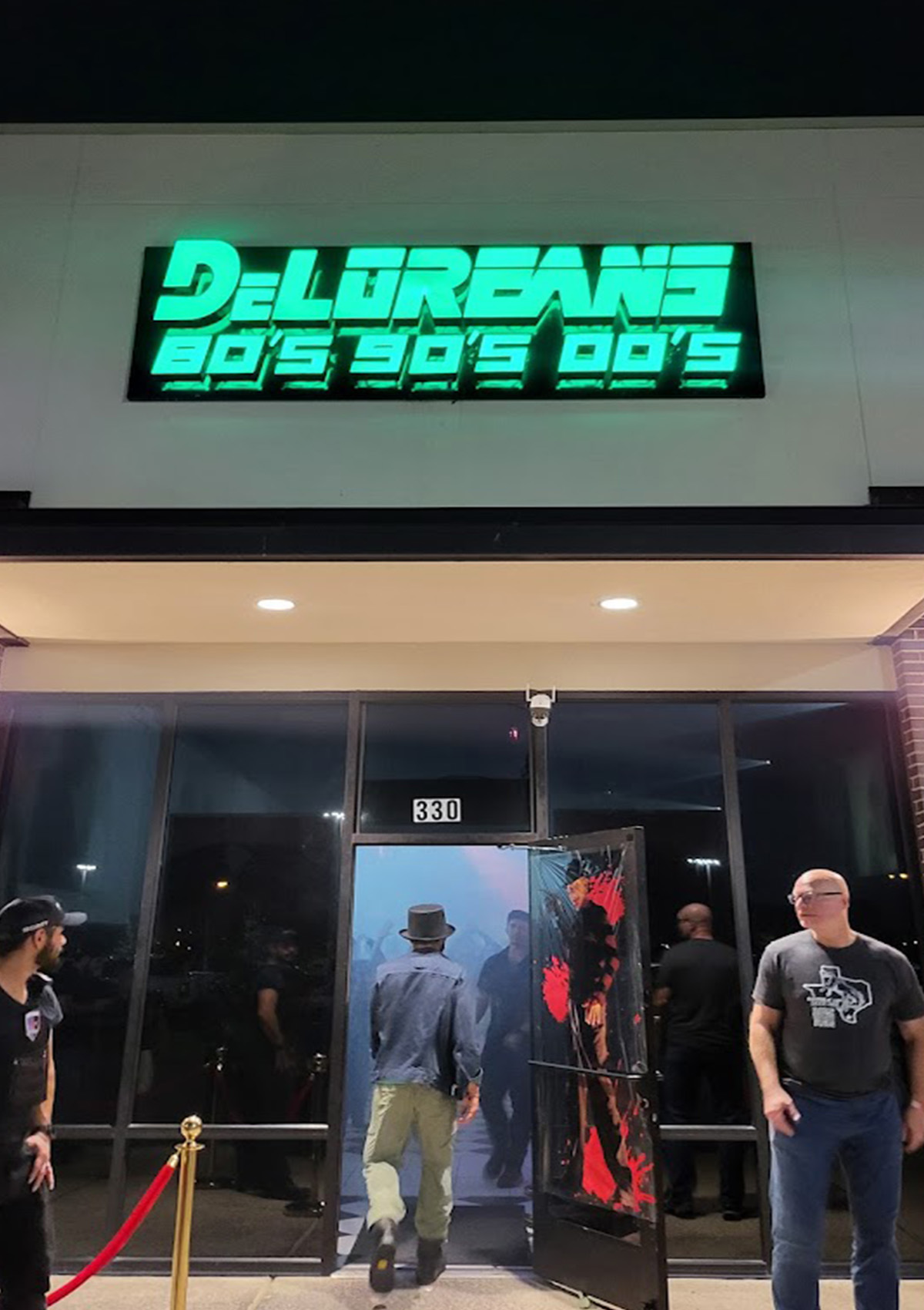 DeLoreans: Donde la nostalgia de los 80’s 90’s 00’s encuentra con la ...